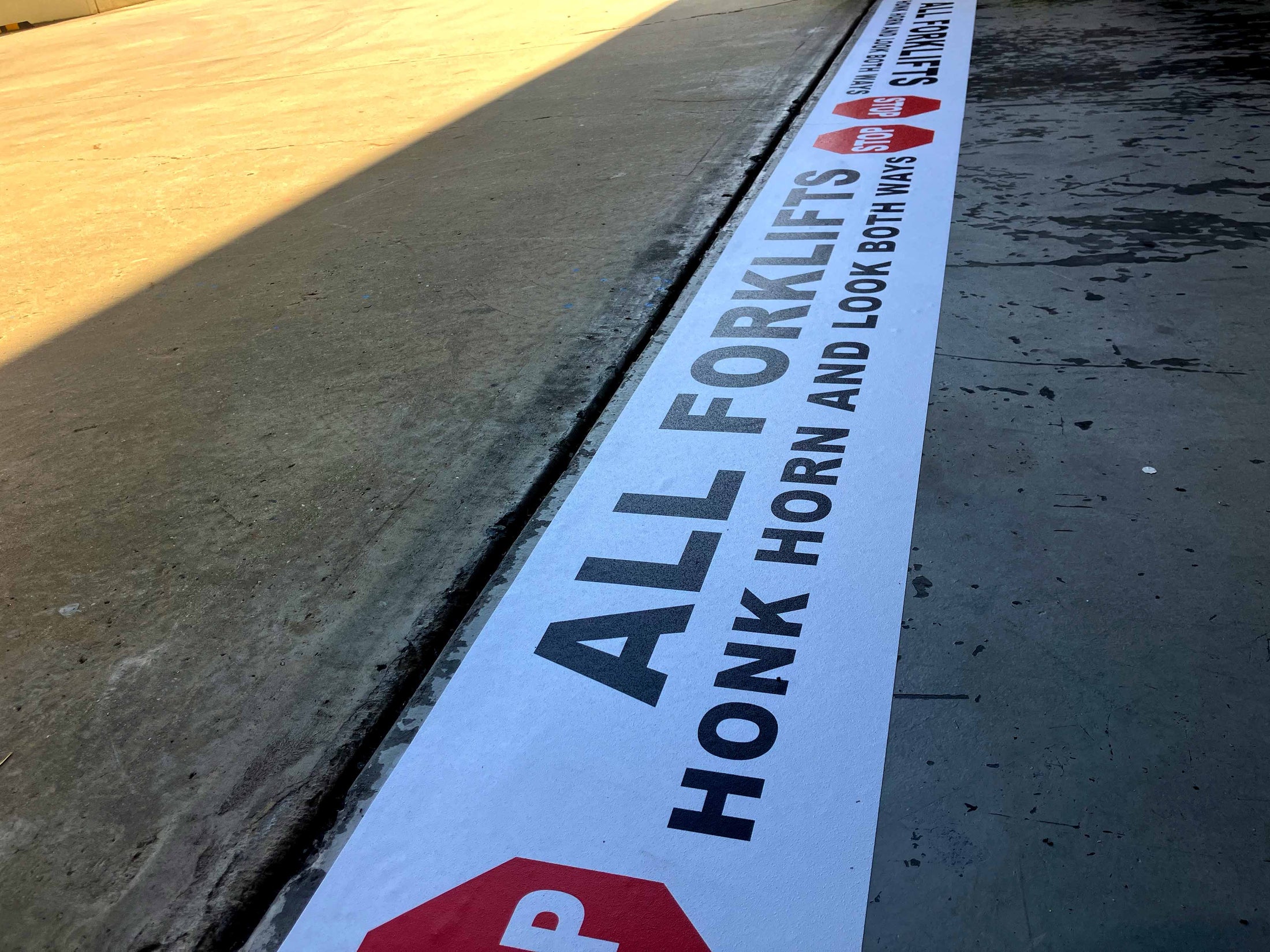 Stop All Forklifts Honk Horn and Look Both Ways - Floor Sticker – New Signs